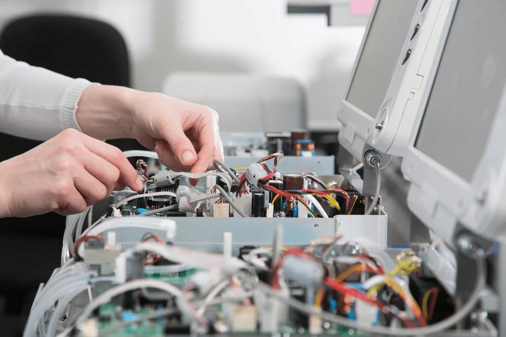 How Can MedTech Teams Speed FDA Ready Manufacturing With Less Risk?